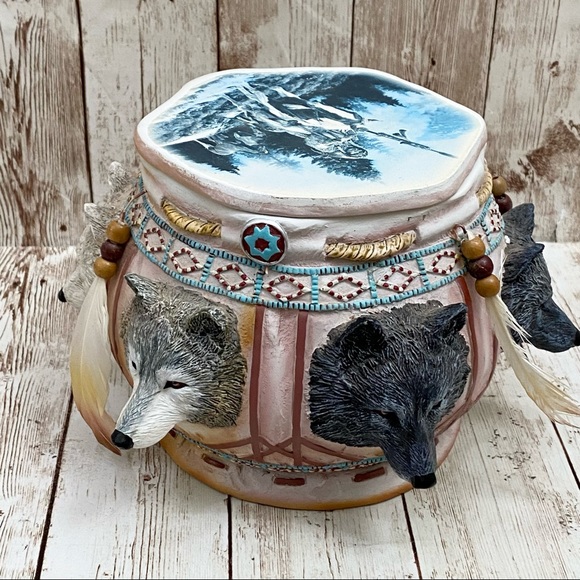 The Bradford Exchange | Accents | 205 Bradford Exchange Spirit Of The Wolf Chuck Ren Sacred ...